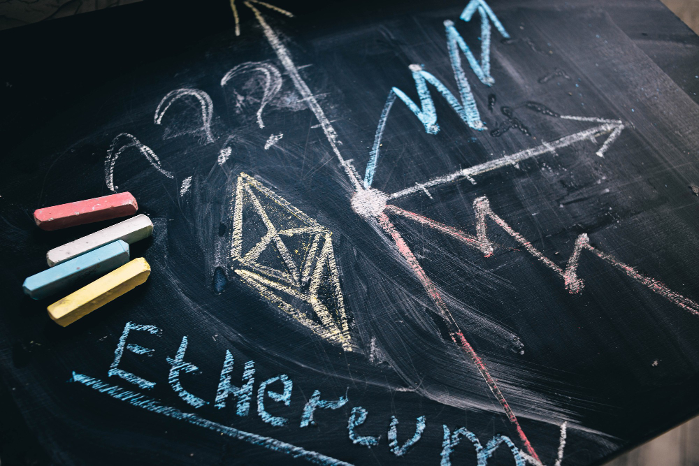 Euclid: părintele geometriei și moștenirea sa matematică - U O P